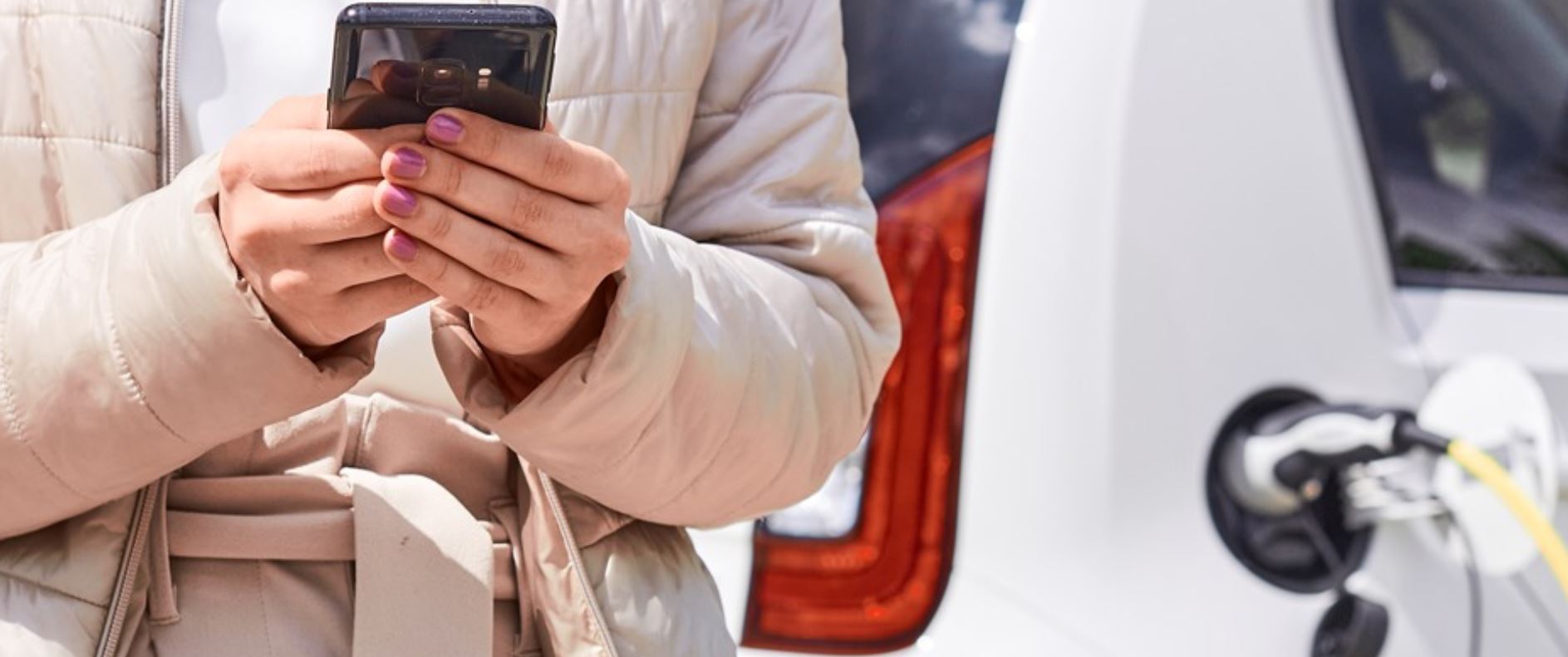 How your mobile phone has prepared you for a hybrid or electric car ...